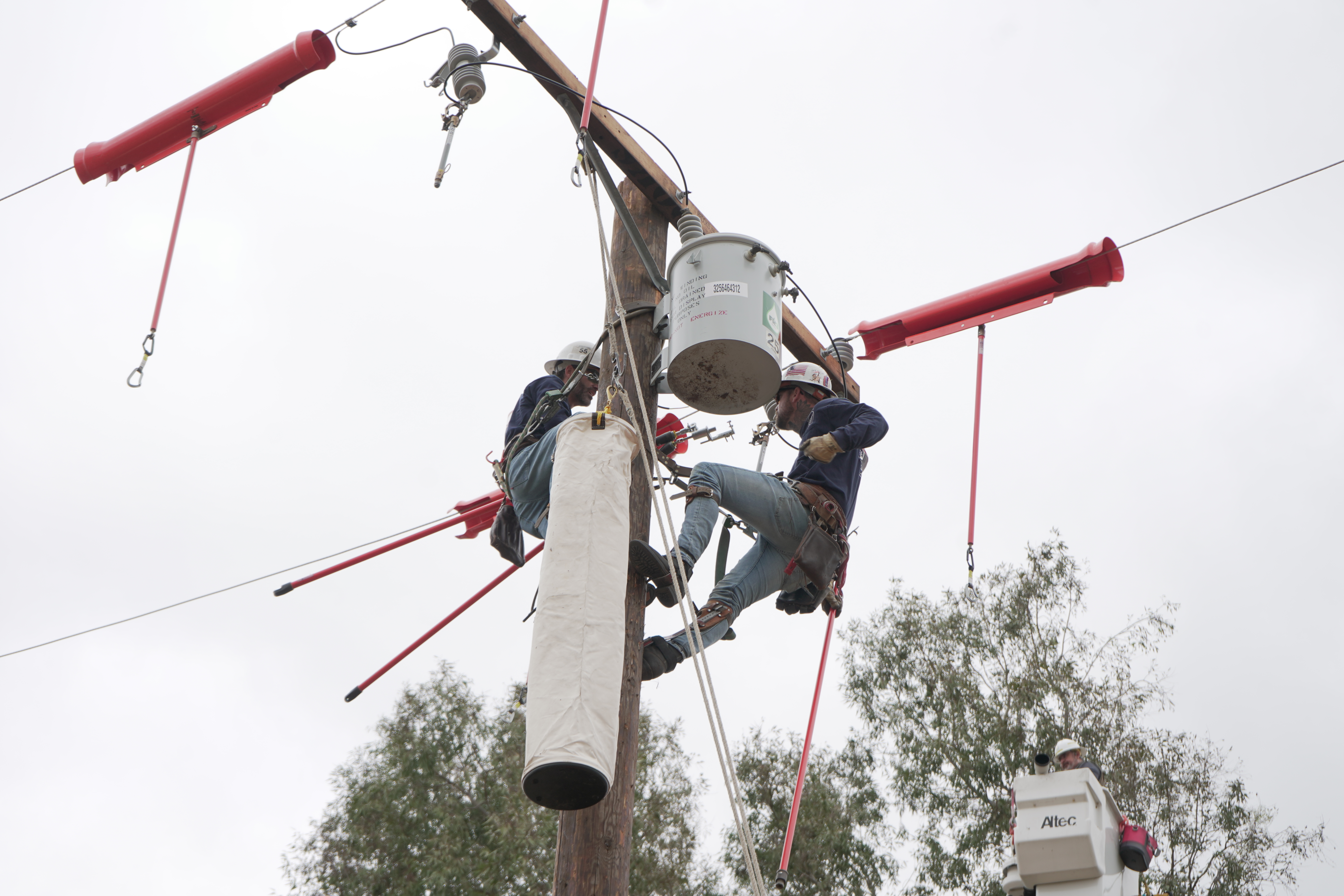 Reaching for Redemption at SCE’s Lineman’s Rodeo | Energized by Edison