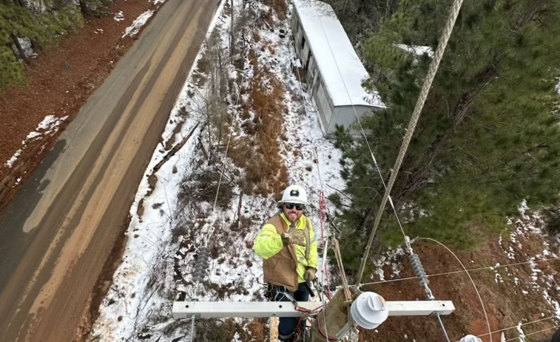 SCE Crews Help Repair Storm Damage in Louisiana | Energized by Edison