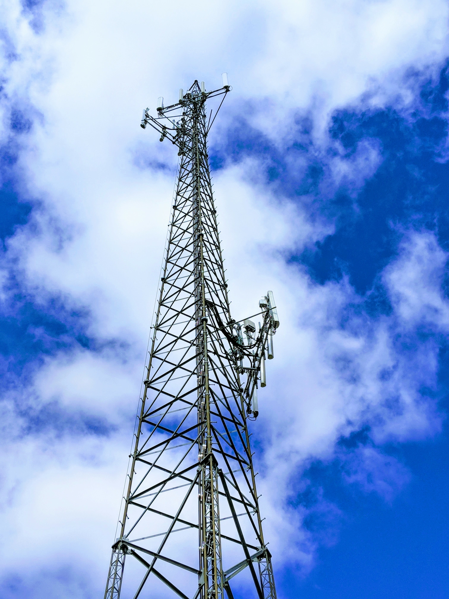 Verizon Macro Cell Tower | Verizon Media Resources