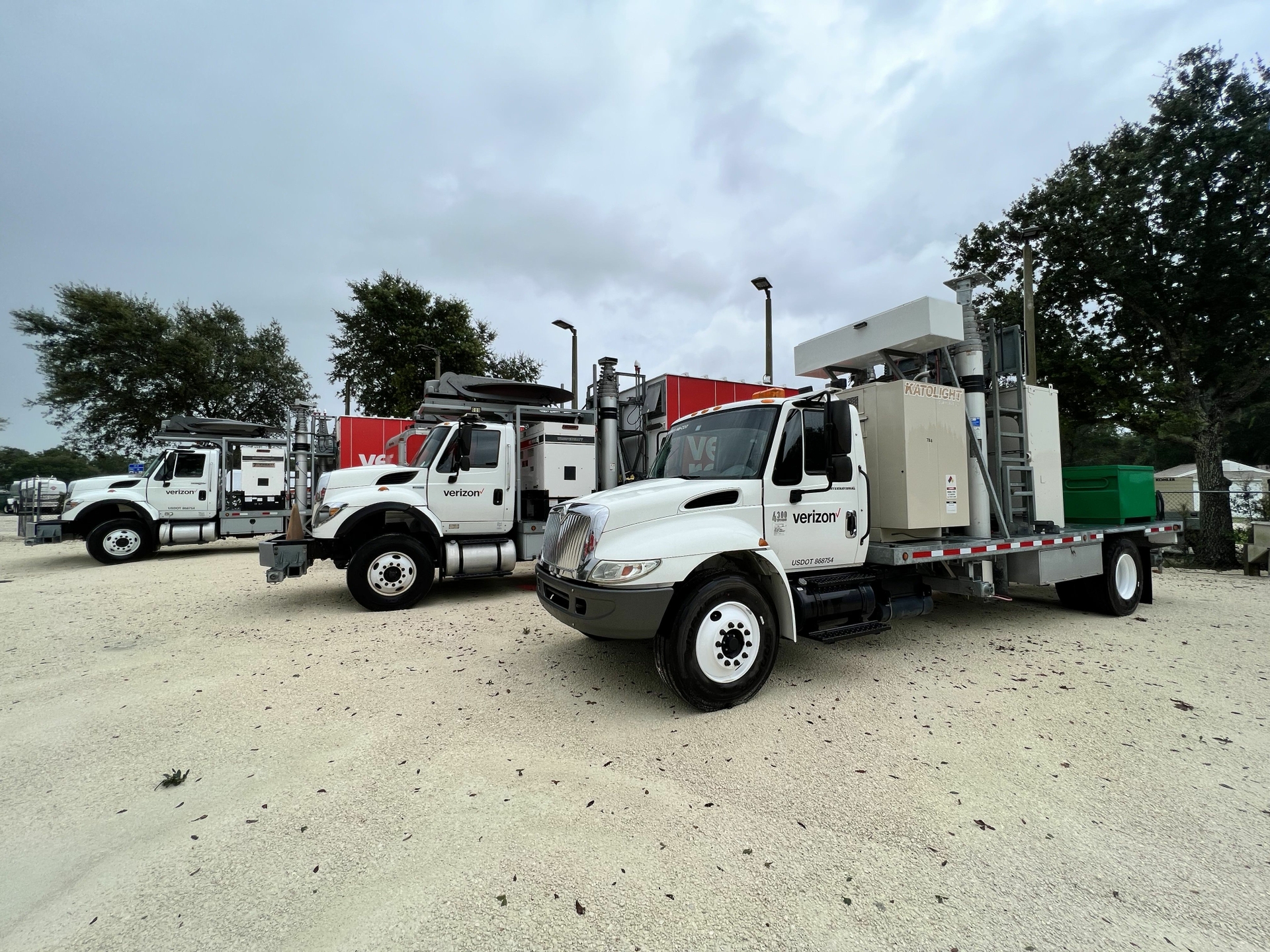 Verizon Emergency Response Vehicle Trucks | Verizon Media Resources