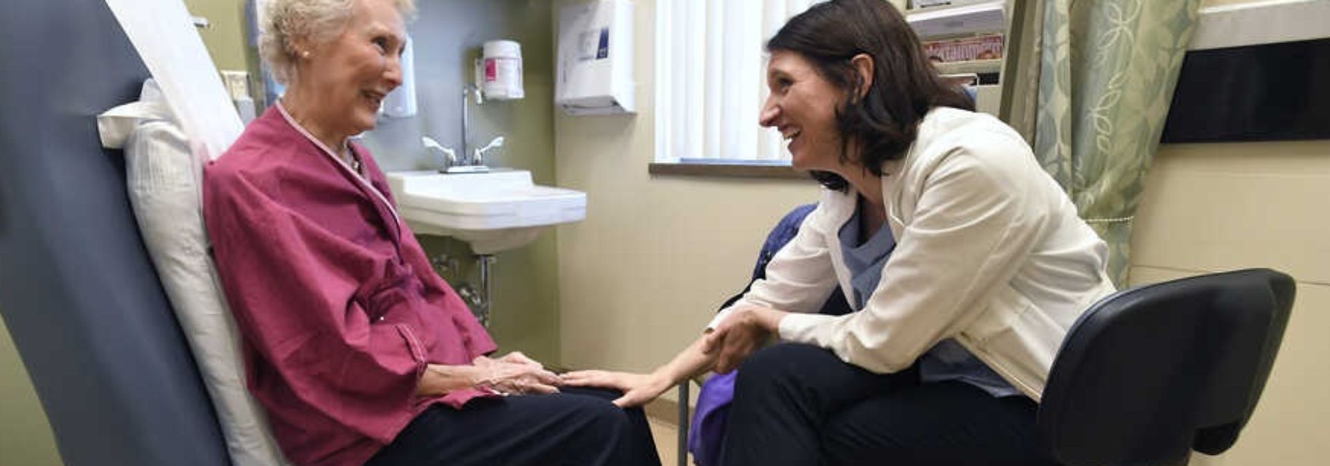 New Tool Helps Seniors with Breast Cancer Make Chemotherapy Decisions ...