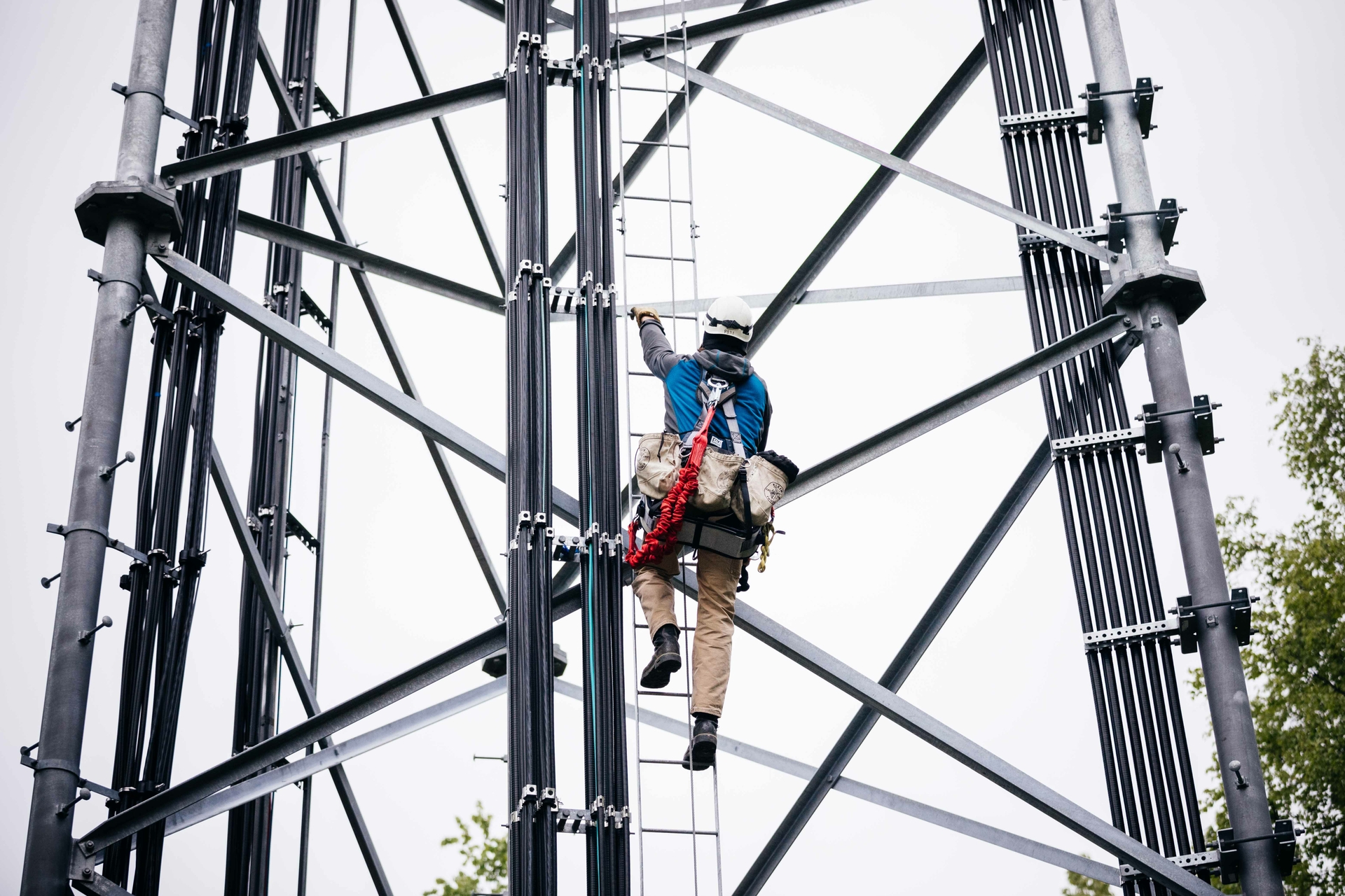 Photo | GCI Wireless Buildout-3037 | GCI Newsroom