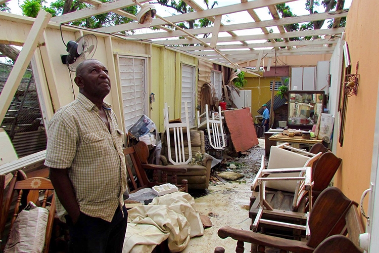 Students to build partnerships on 'alternative break' in Puerto Rico ...