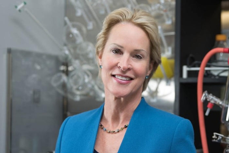 Chemistry Nobel goes to UC Berkeley Ph.D. Frances Arnold | Berkeley