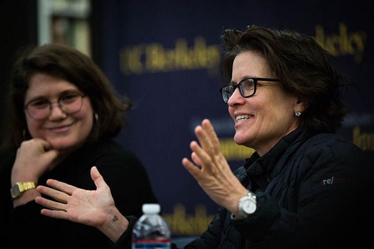Taming tech: Kara Swisher teaches J-School students how to report on ...