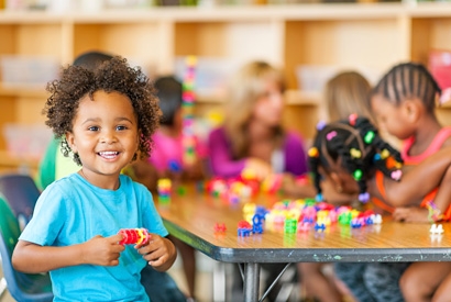 New York's preschool expansion tilts system toward better-off families ...