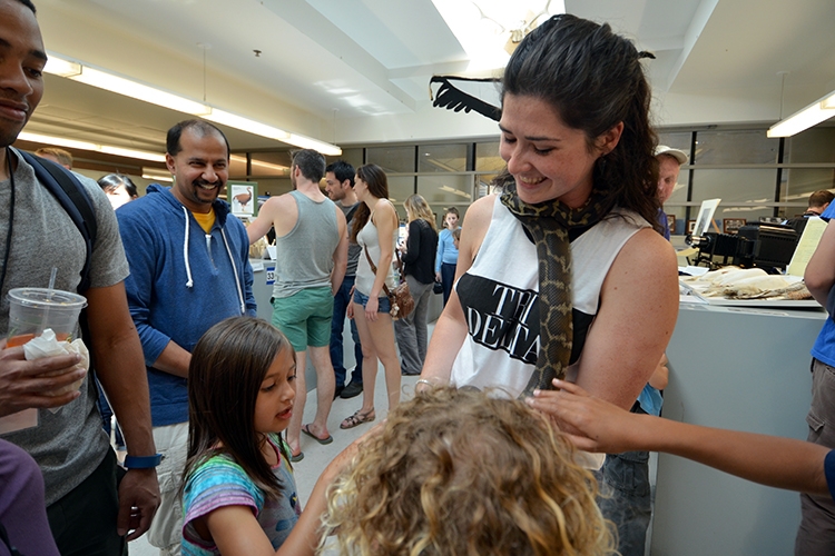 Sun, campus shine on Cal Day 2016 | Berkeley