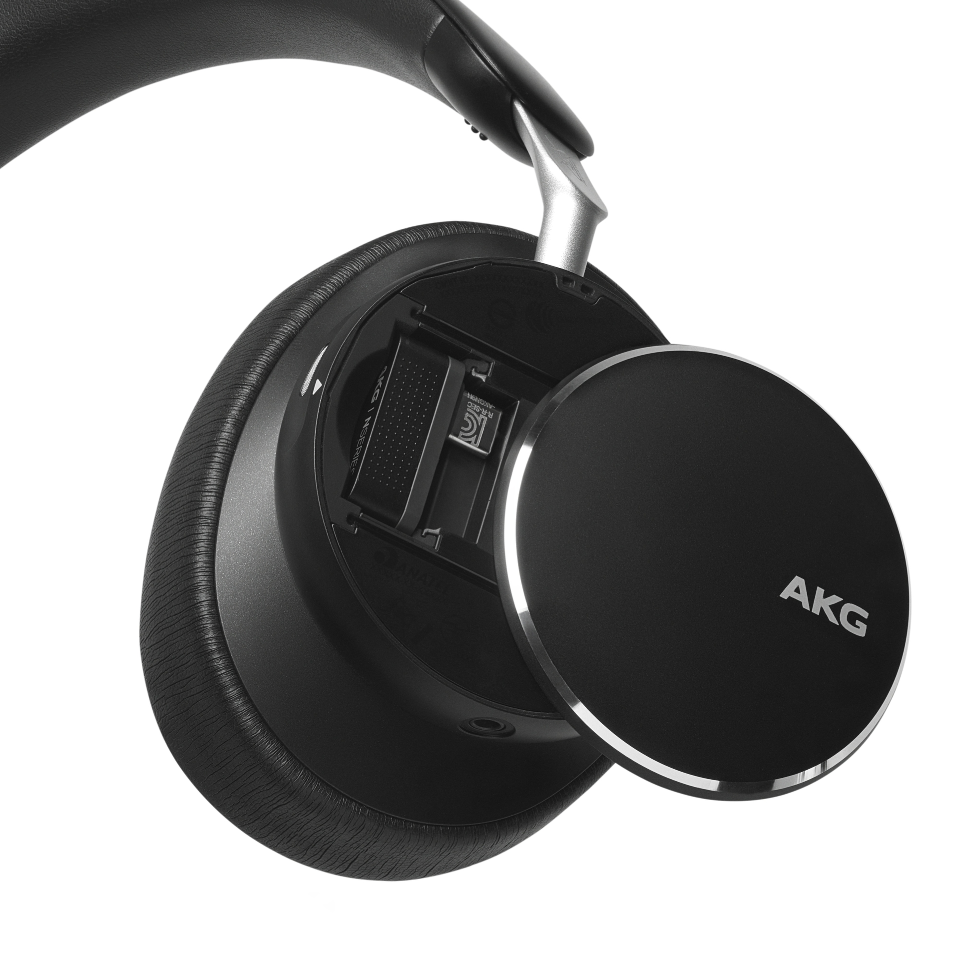 AKG N5 e AKG N9 elevam a experiência de som para um áudio espacial ...