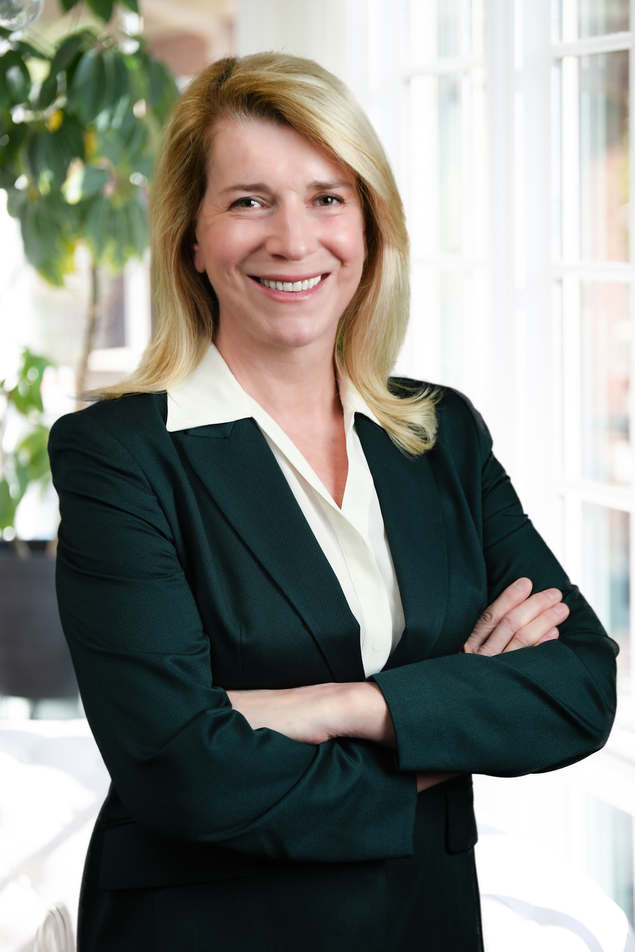Photo | Alice Pope, Executive Vice President and Chief Financial ...