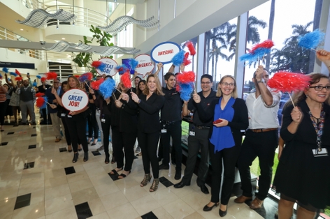 Photo | Carnival-Cruise-Line-Welcome | Carnival Cruise Line