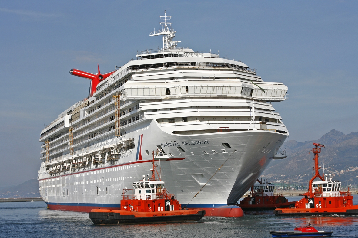 Photo | splendor-floatout | Carnival Cruise Line