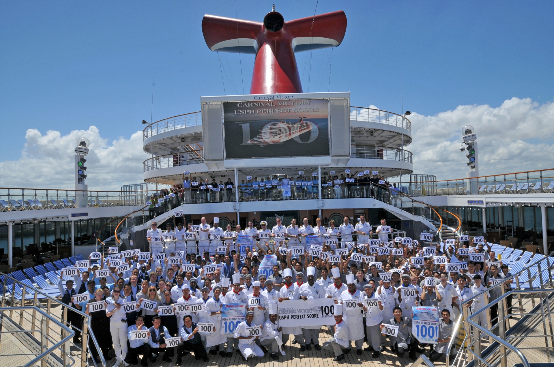 Photo | Victory 100 USPH 2010 | Carnival Cruise Line