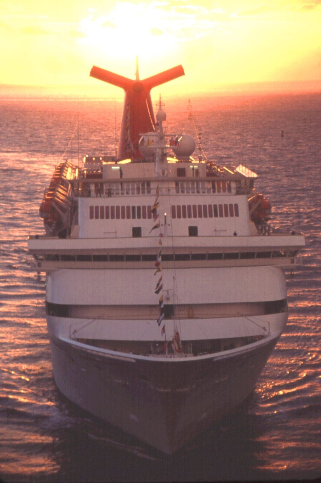 Photo | paradise sunset | Carnival Cruise Line