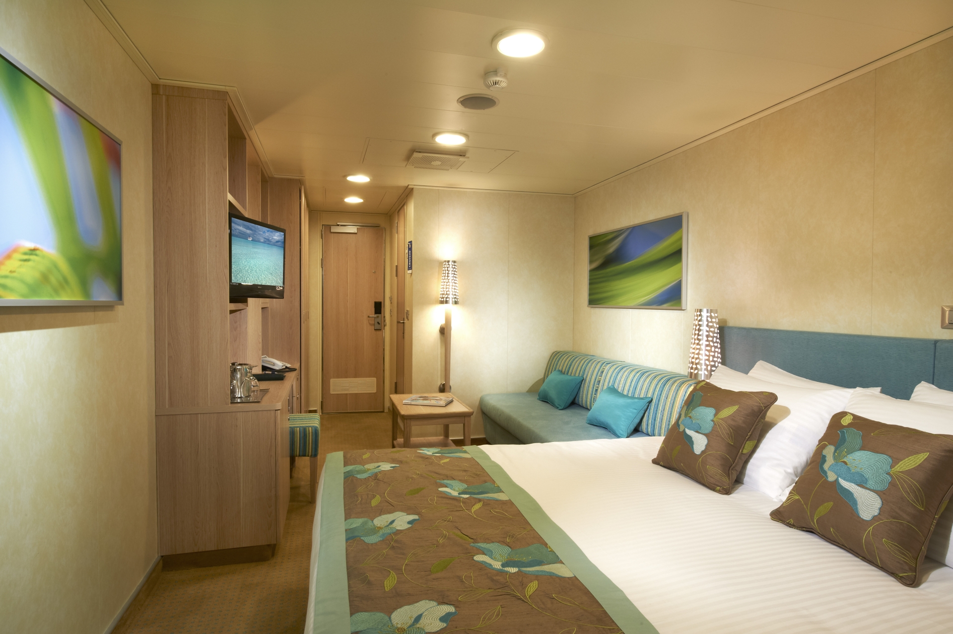 Photo | Cloud 9 Spa Balcony Stateroom Entrance | Carnival Cruise Line