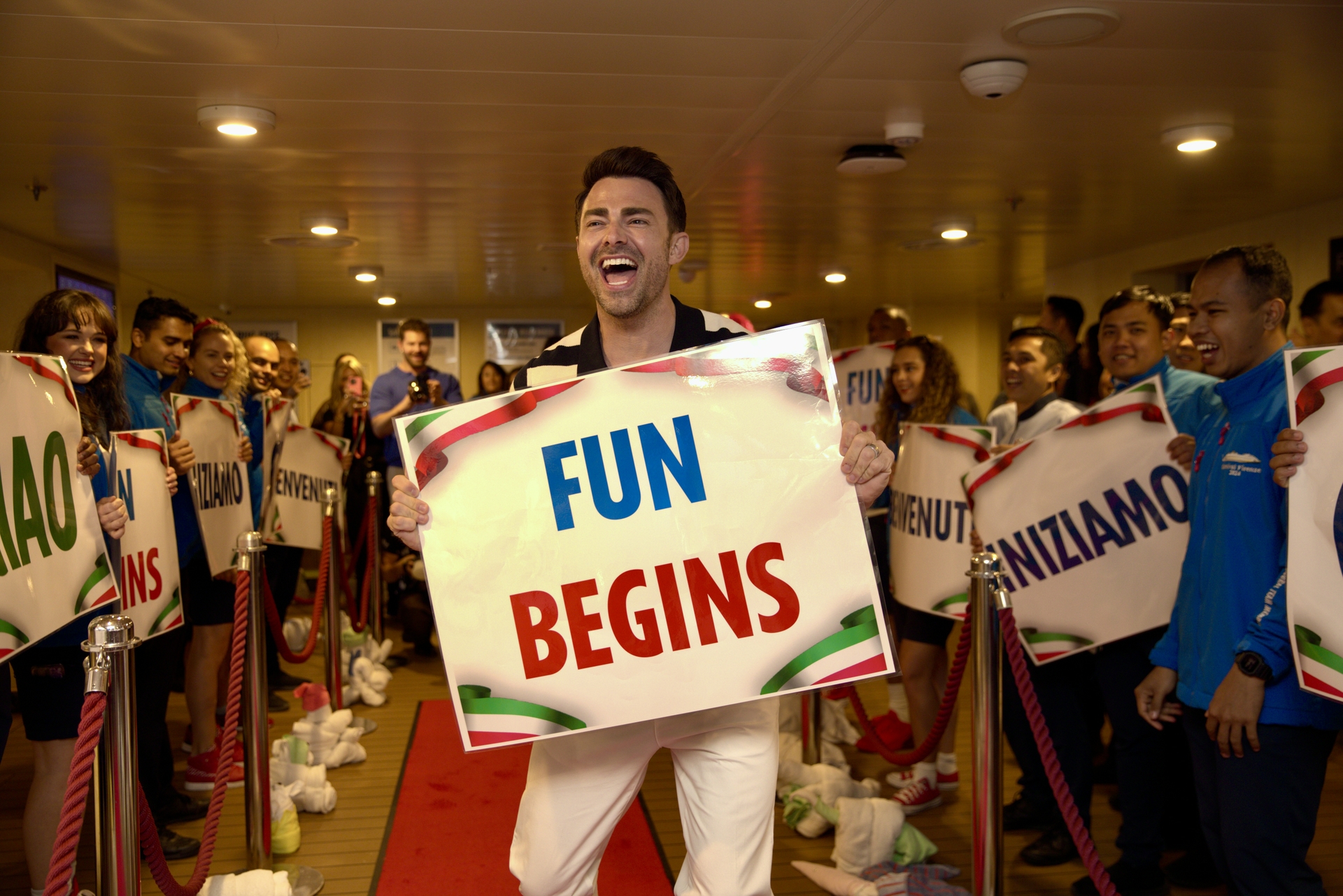 Photo | Jonathan Bennett is the godfather of Carnival Firenze ...