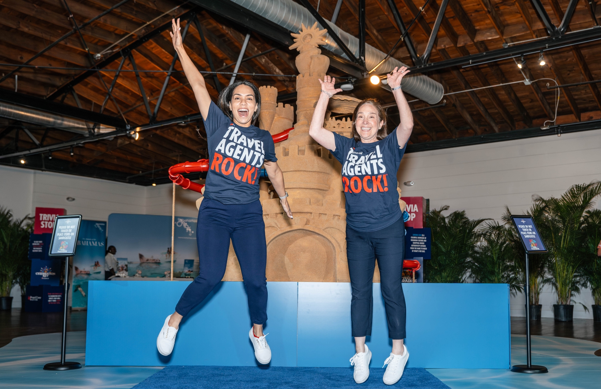 Photo | Carnival Cruise Line launches exciting WAVE promotion for travel agents as part of ...