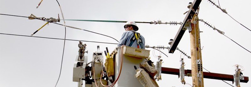 Former lineman turned tragic accident into passion for work zone safety ...