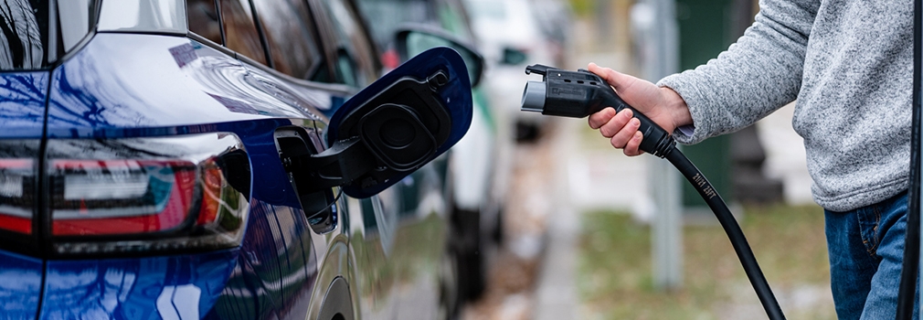 Clean energy and electric vehicles highlight climate progress underway ...
