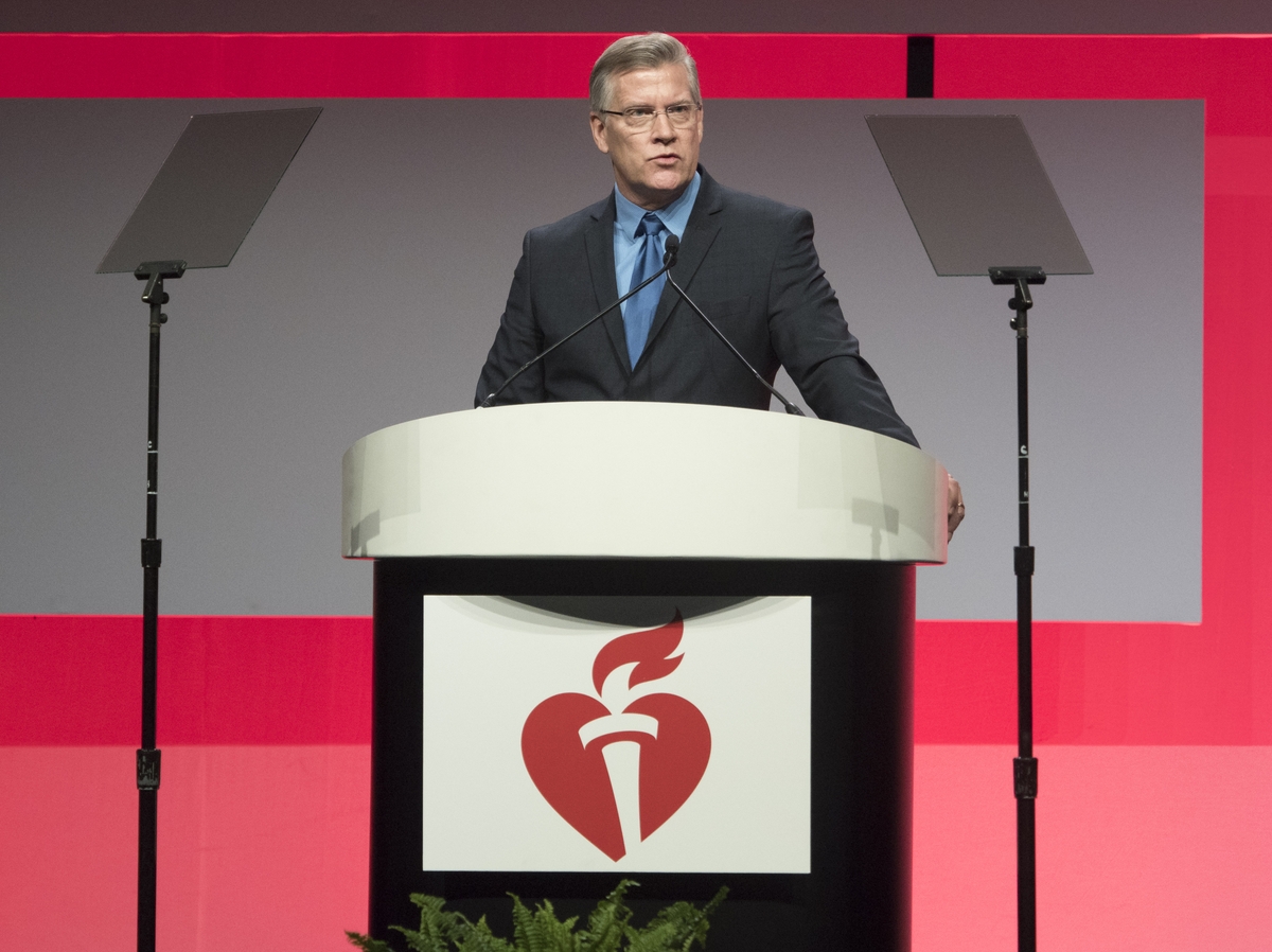 Photo | Michael J. Alexander, M.D., presents LB4 | American Heart ...
