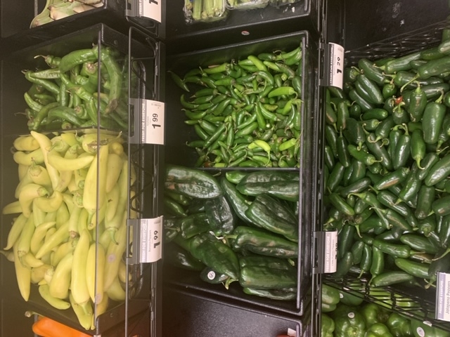 Photo | Peppers in grocery store | American Heart Association