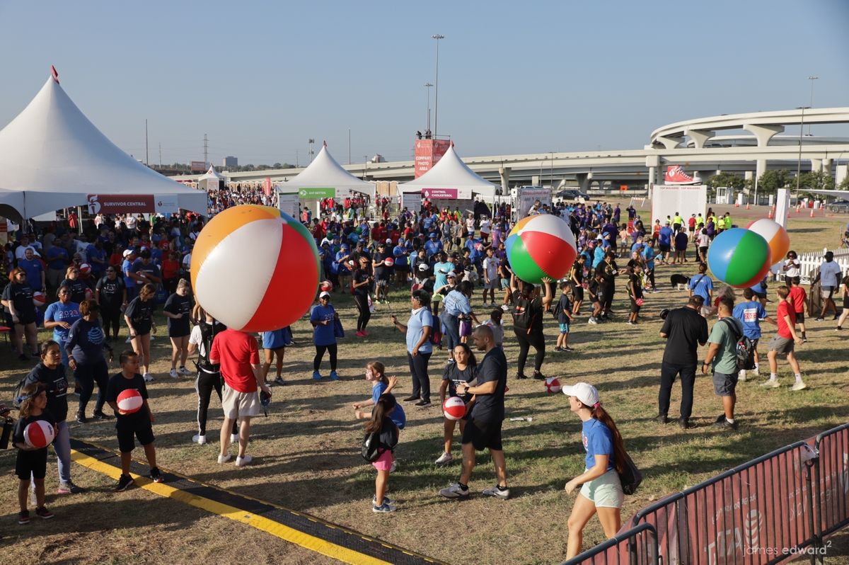 Photo | Heart Walk Community Fun | American Heart Association