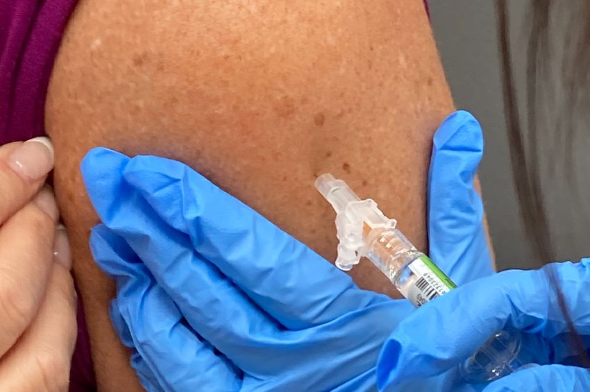 Photo | Flu shot injection | American Heart Association