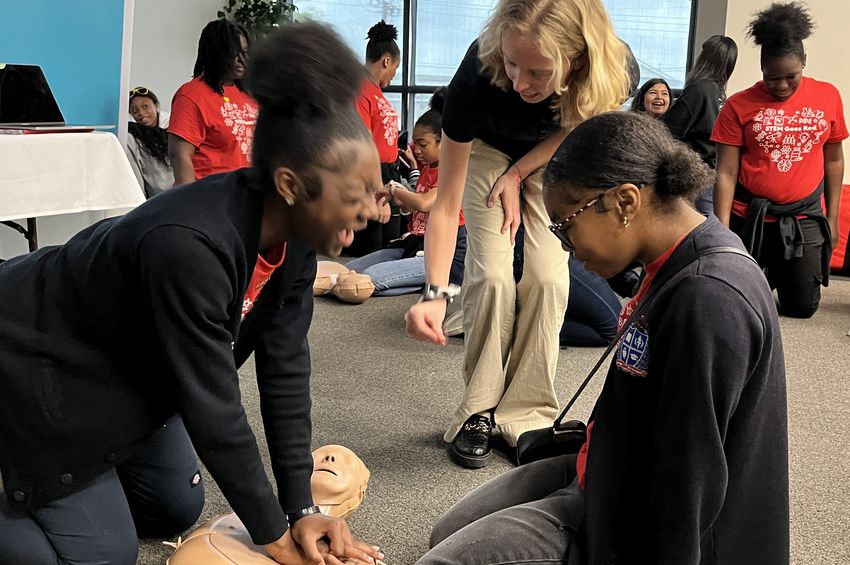 Photo | New Orleans STEM event CPR training | American Heart Association