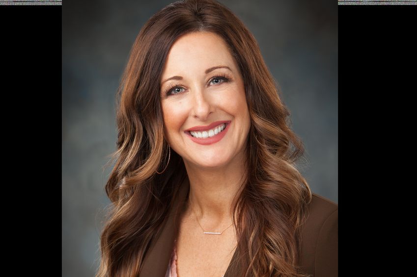 Banking, nonprofit executives lock arms to lead 2023-24 Go Red for ...