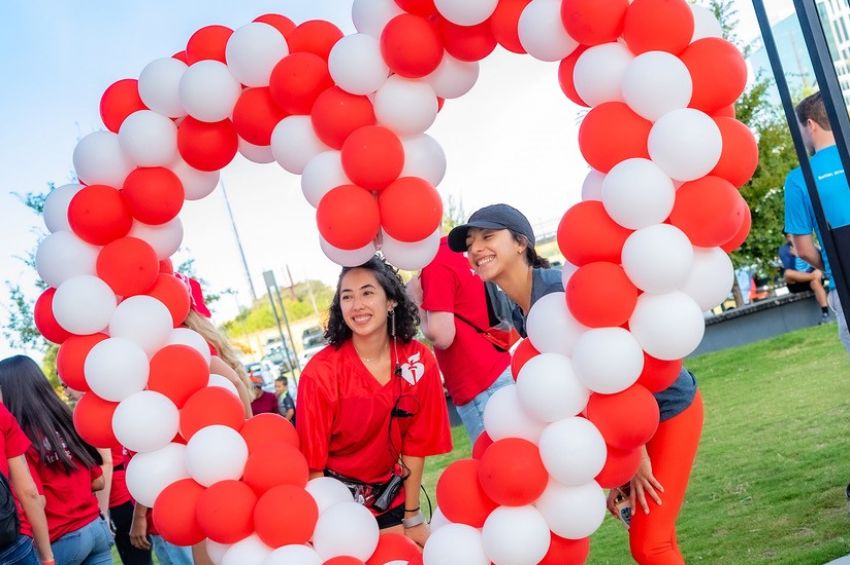 Photo | Finish Line Balloons | American Heart Association