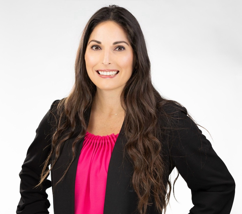 Elizabeth Hernandez named the American Heart Association Go Red for ...