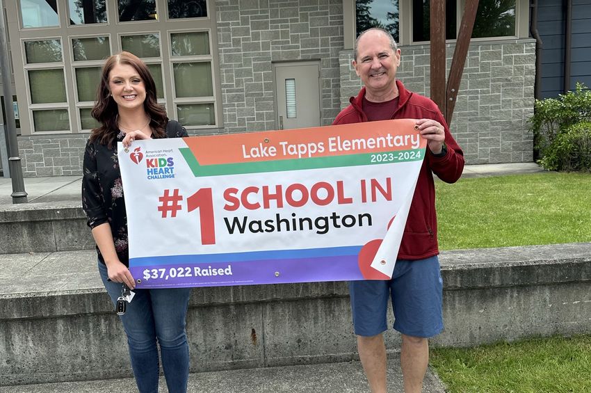 Un profesor de educación física de Lake Tapps es reconocido a nivel ...