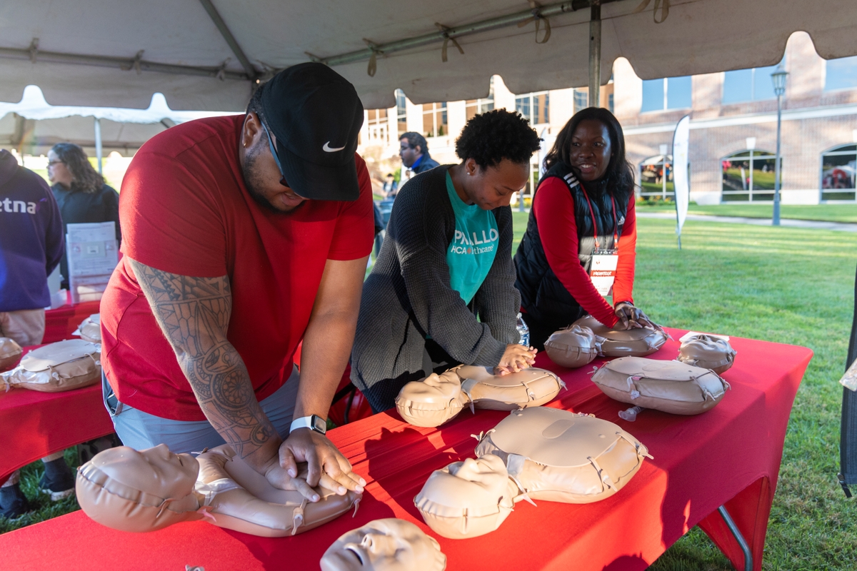 Richmond Heart Walk teams unite to build lifesavers for World Restart a ...