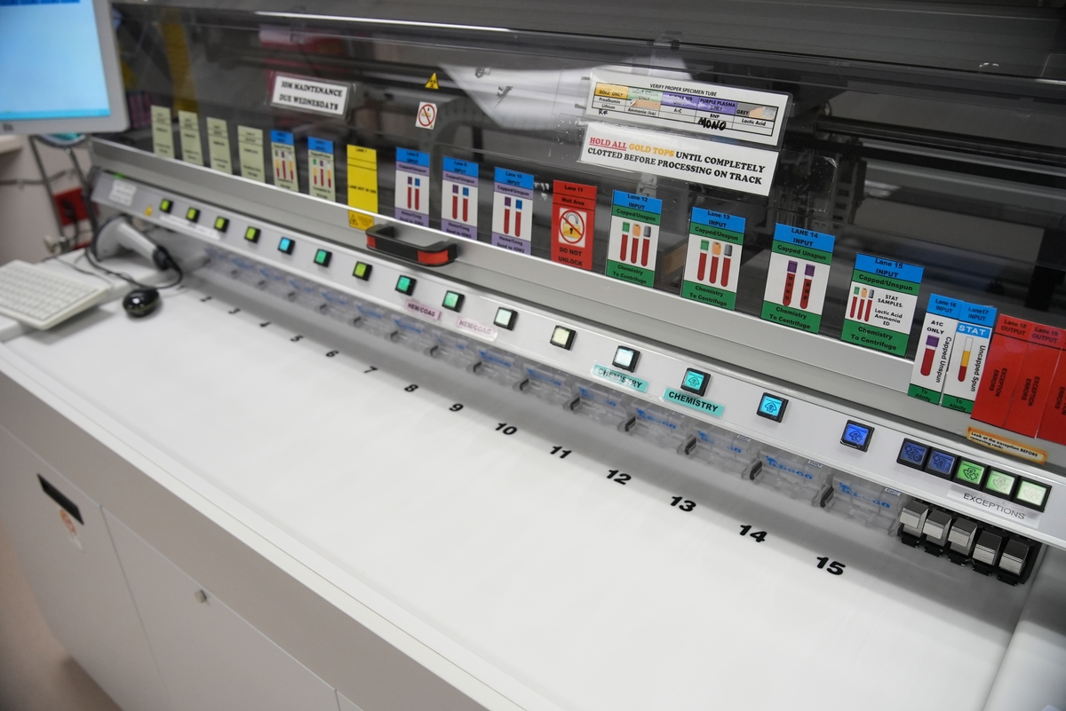 Photo | Lab sample processing area | American Heart Association