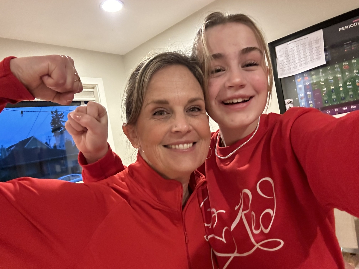 Photo | WA Teen of Impact 2024 winner Mili and mom wear red | American ...