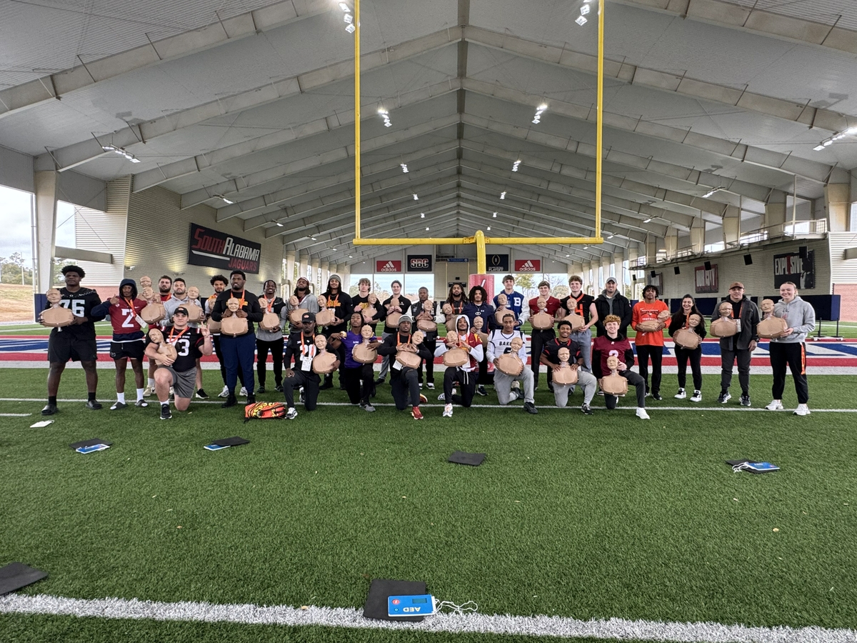 Senior Bowl players learn CPR, join the Nation of Lifesavers movement ...