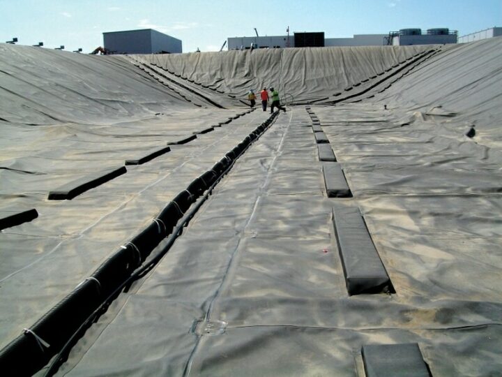 Floating Cover Systems - Raven Engineered Films