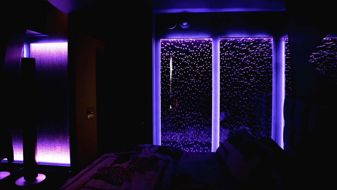 Private Residence- Infinity Wall Feature – Sensitile