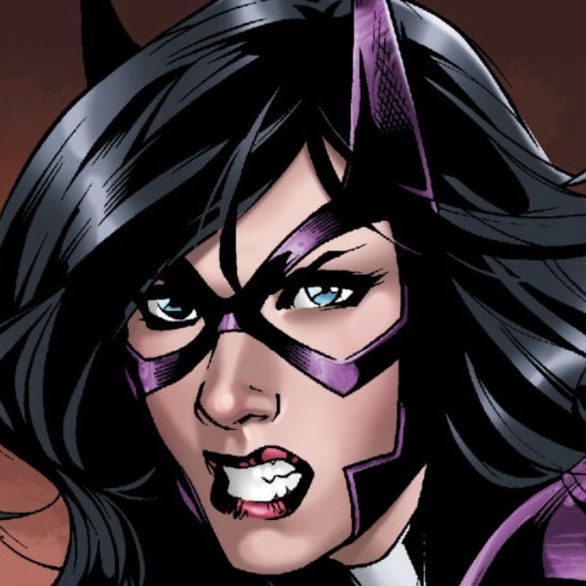 Helena Wayne as Huntress (Earth 2) - DC Comics