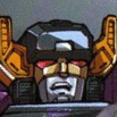 Fortress Maximus (Transformers Shattered Glass) - IDW Publishing