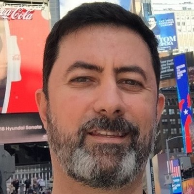 Luke Ross - Comic Book Creator