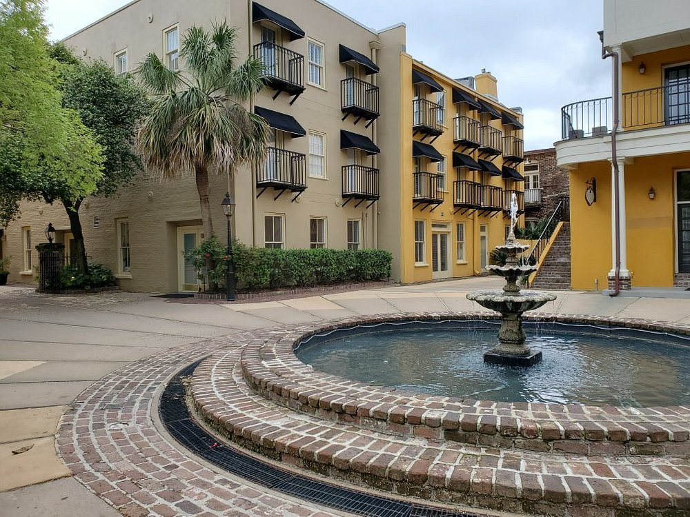 Lodge Alley Inn Timeshares | Charleston, South Carolina