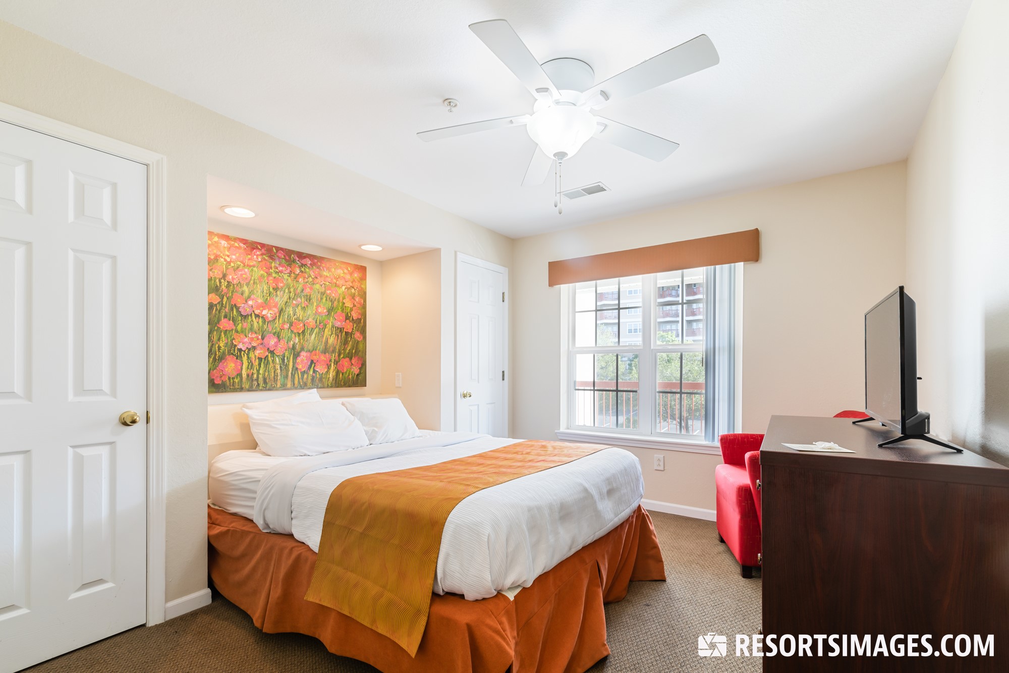 Grand Crowne Resort Timeshares | Branson, Missouri