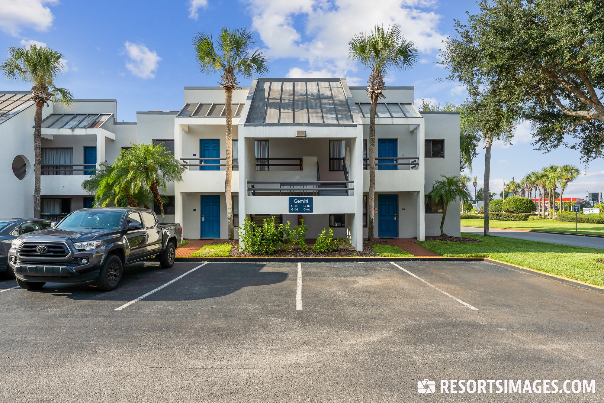 Orbit One Vacation Villas Timeshares | Kissimmee, Florida