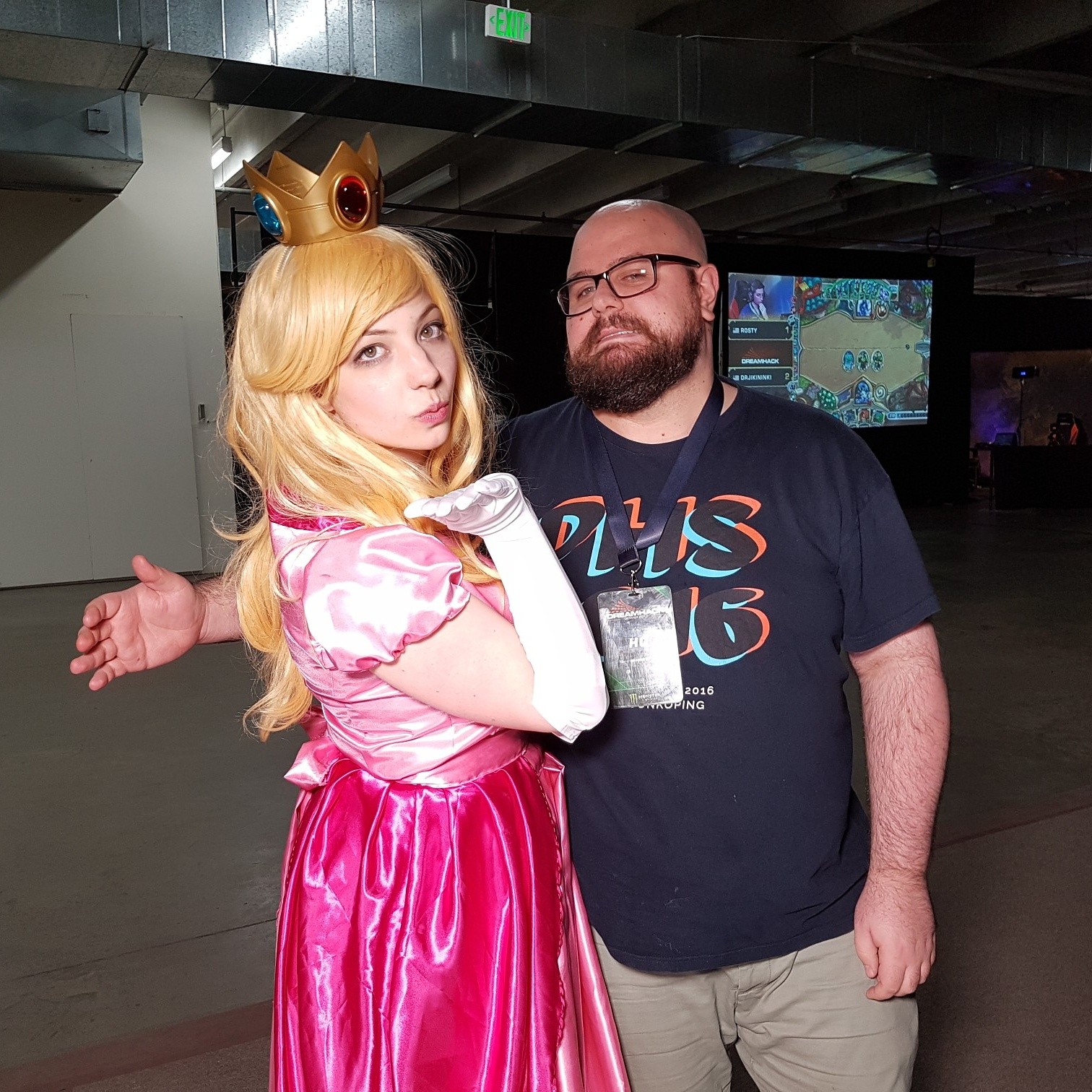 Cosplay.com - the internet's premier cosplay community