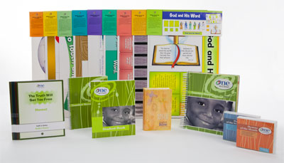 One in Christ - Grade 3 Complete Teacher Kit - Concordia Publishing House