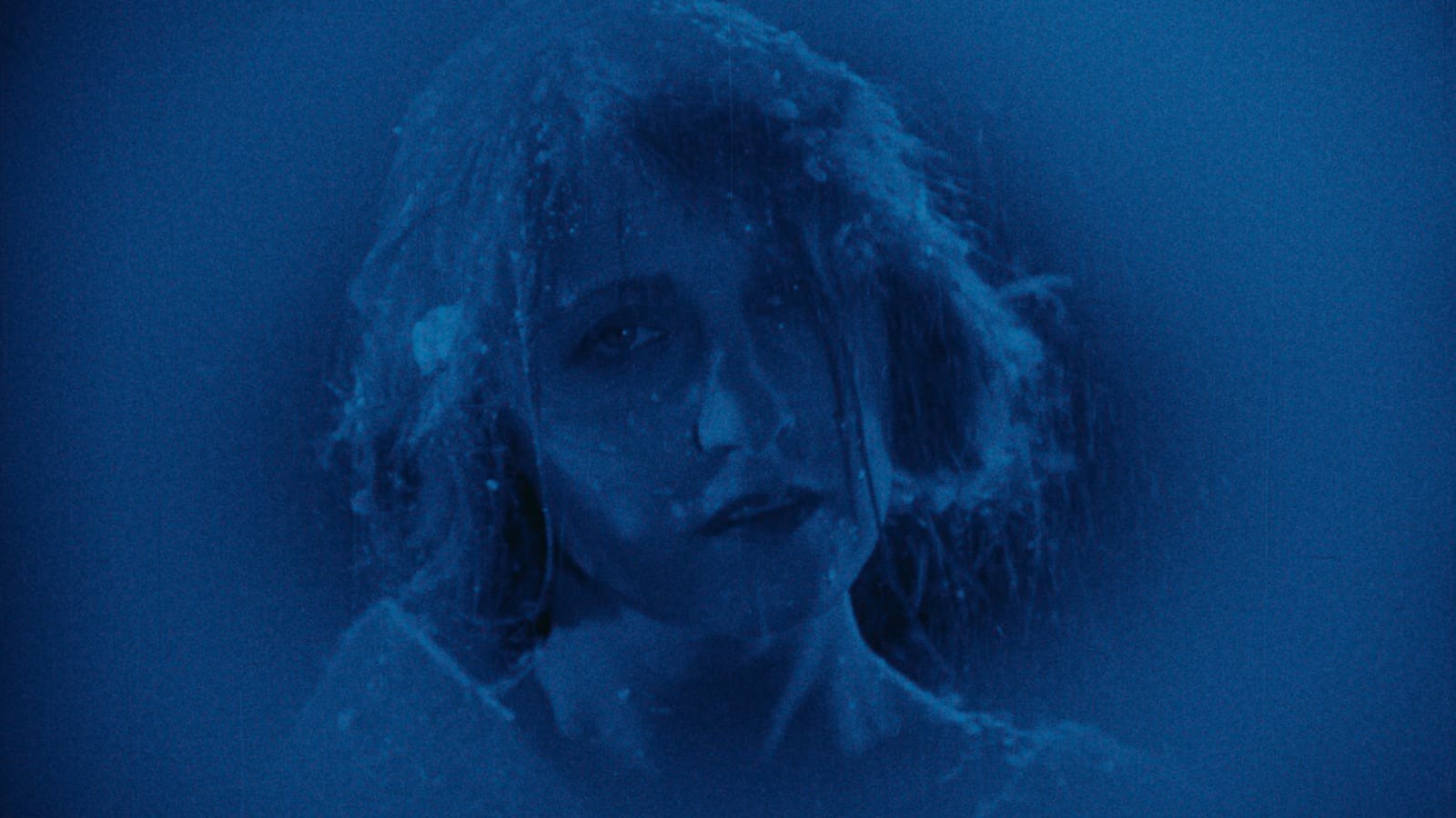 Janus Films — La roue