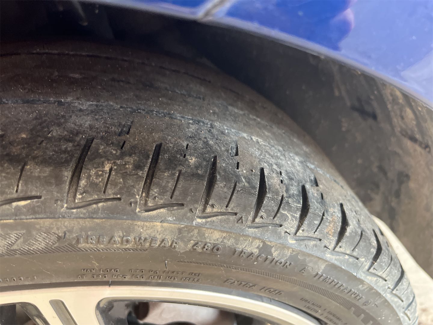 RR Tire (Worn)