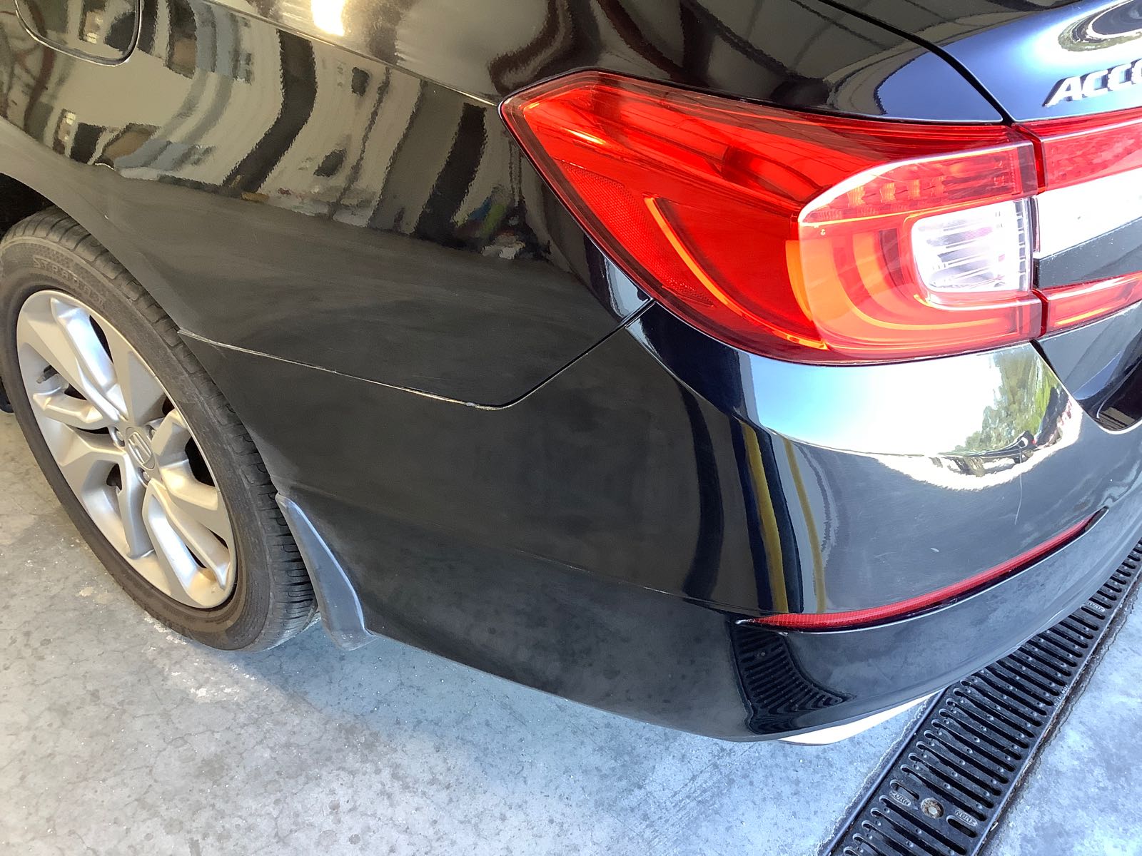 Right Drip Rail (Repainted)