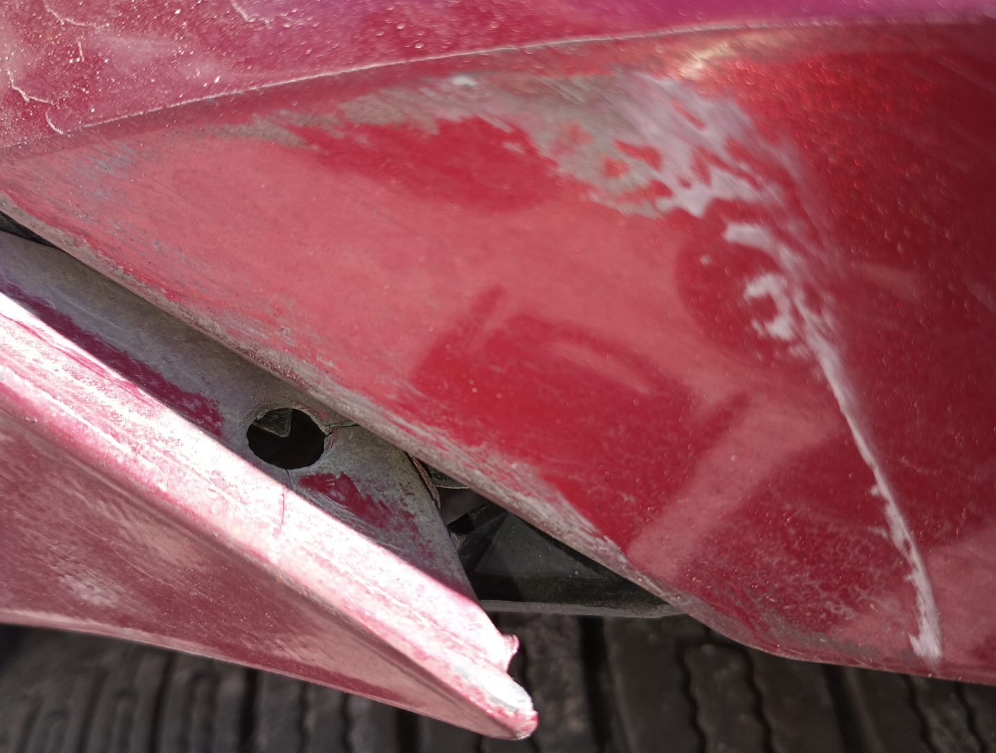 LR Door Edge (Chipped)