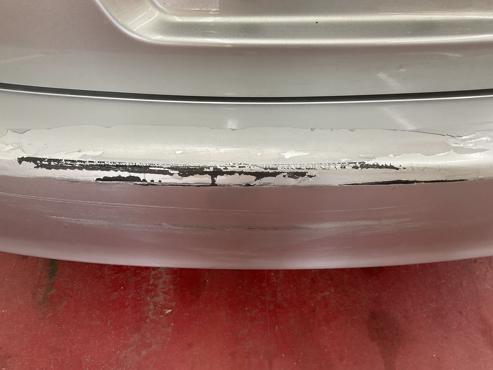 L Qtr Panel (Light Mult Scratches)